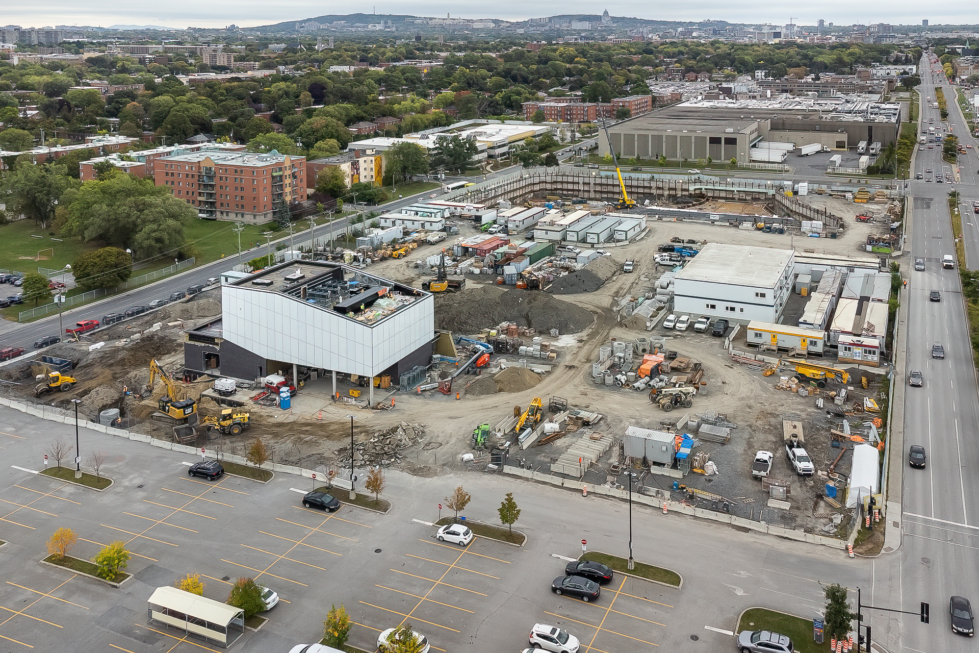 Montréal métro's Côte-Vertu underground garage and access buildings ...