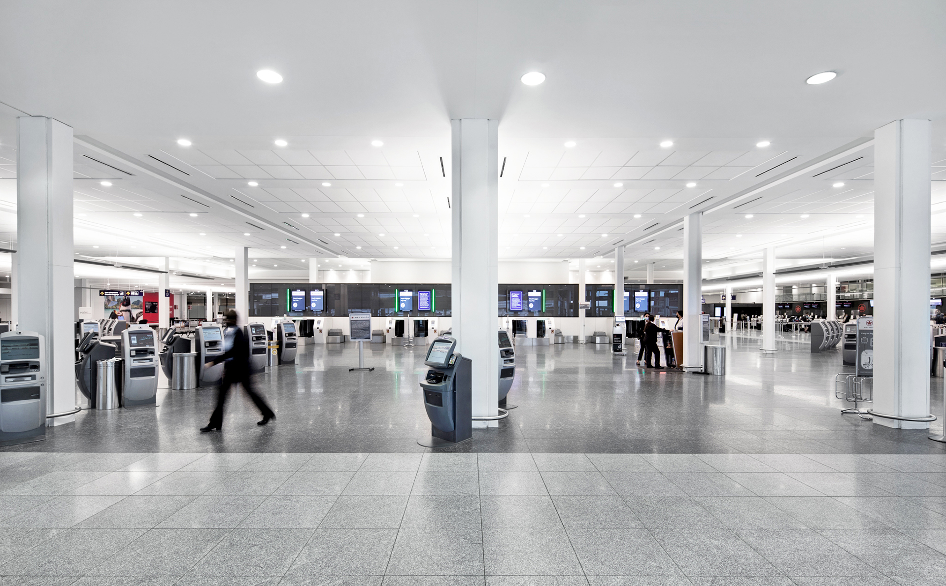 New automated baggage drop-off area at Montreal-Trudeau International ...